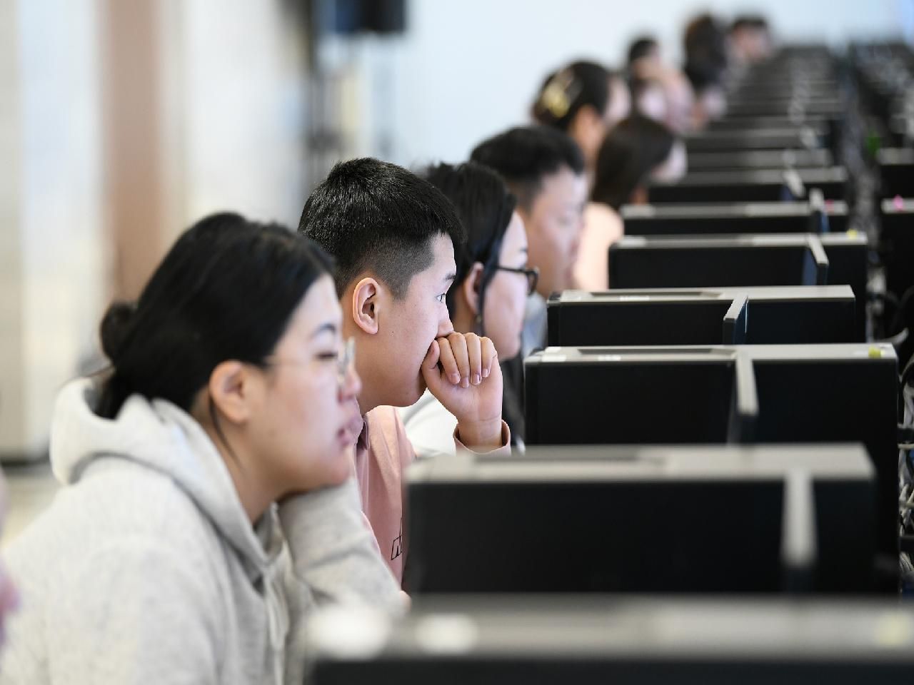 Маргааш төрийн албаны ерөнхий шалгалт эхэлнэ