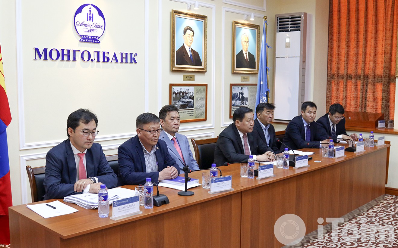 Монголбанк Хэрэглээний зээлийг хумих бизнесийн зээлийг нэмэгдүүлэх шийдвэр гаргалаа