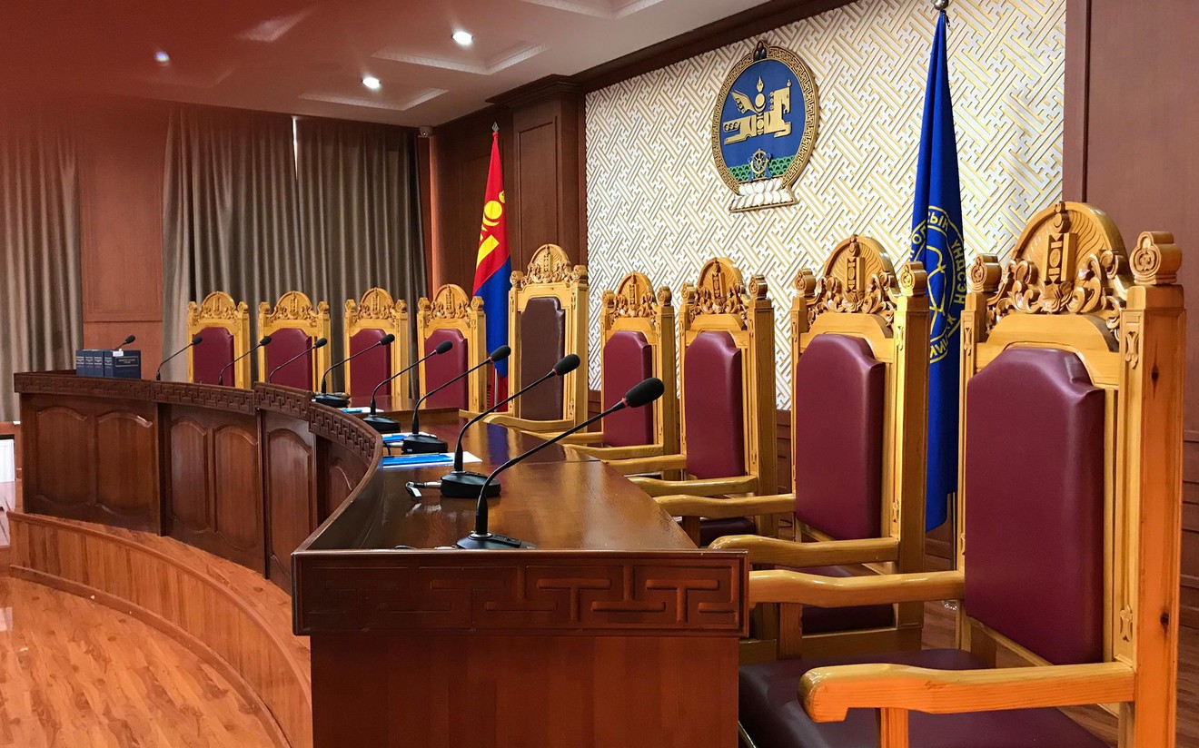 Үндсэн хуулийн зөрчил үүсэх эсэх нь Цэцийн гишүүдээс шалтгаална