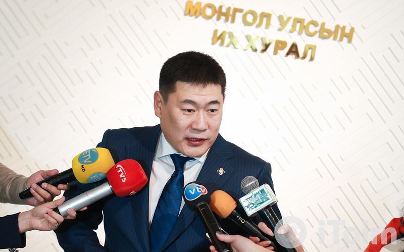 Л Оюун Эрдэнэ Улсын төсөвт суулгаж байж л хүссэн хүүхдэд хүүхдийн