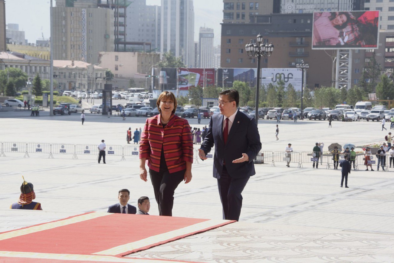 Швейцарын Холбооны Улсын Үндэсний Зөвлөлийн даргын айлчлал эхэллээ