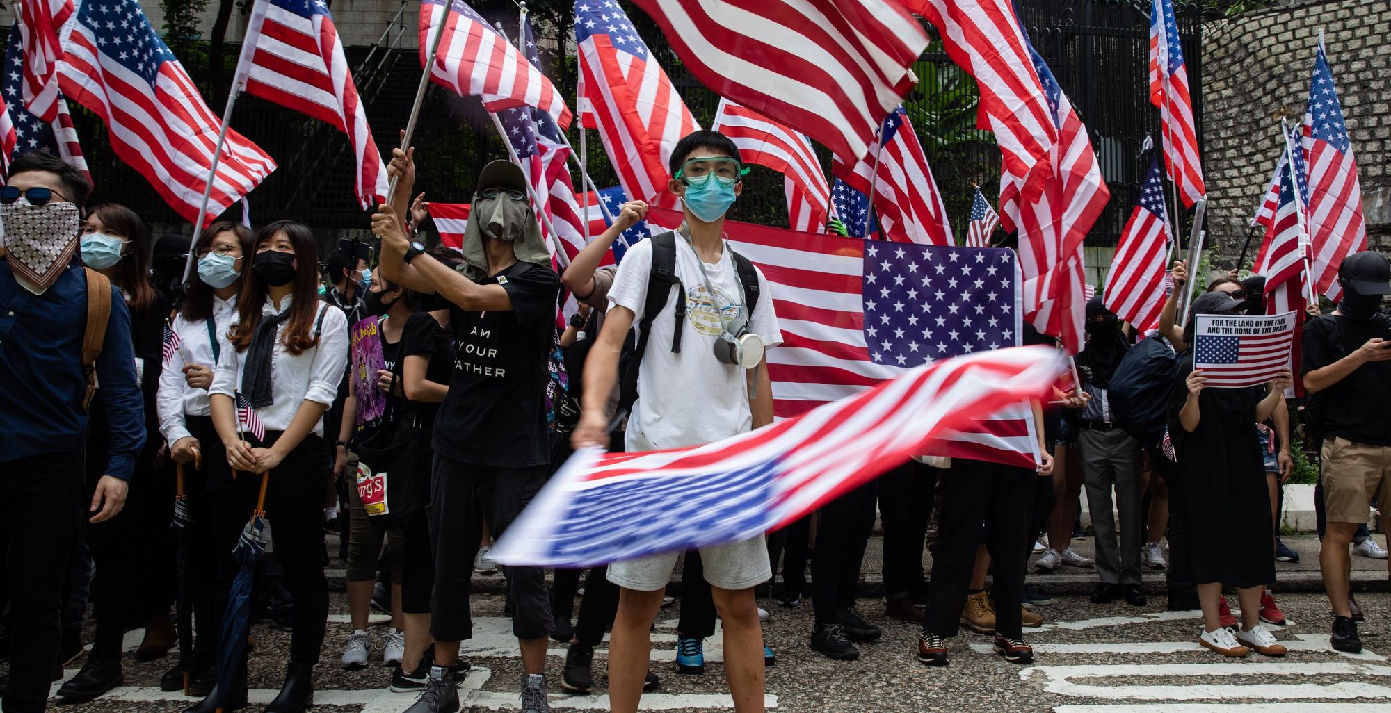 Itoim Хятадын эрх баригчид Хонконгийн бослогын ард гаднын далд оролцоо байна гэж үзжээ