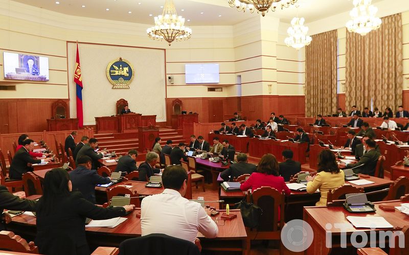 Тэтгэврийн зээл тэглэх эсэх эцсийн шийдийг УИХ гаргана