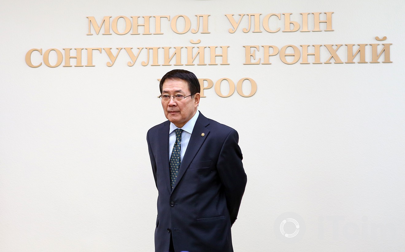 МАН ын бүлэг СЕХ ны дарга Ч Содномцэрэн болон гурван гишүүнийг