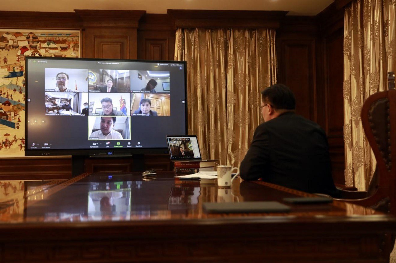 Itoim Б Жавхлан Зээлийн хүүг хойшлуулах бус харин бууруулах түр хугацаанд тэглэх хэрэгтэй