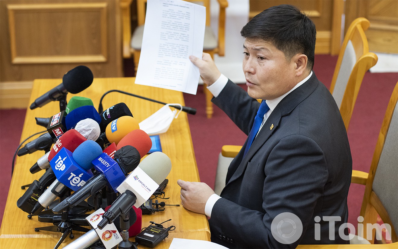 Х Нямбаатар Ялтан Т Чимгээг мансууруулж хурууны хээг нь авсан бичлэгийг нууцаас гаргалаа