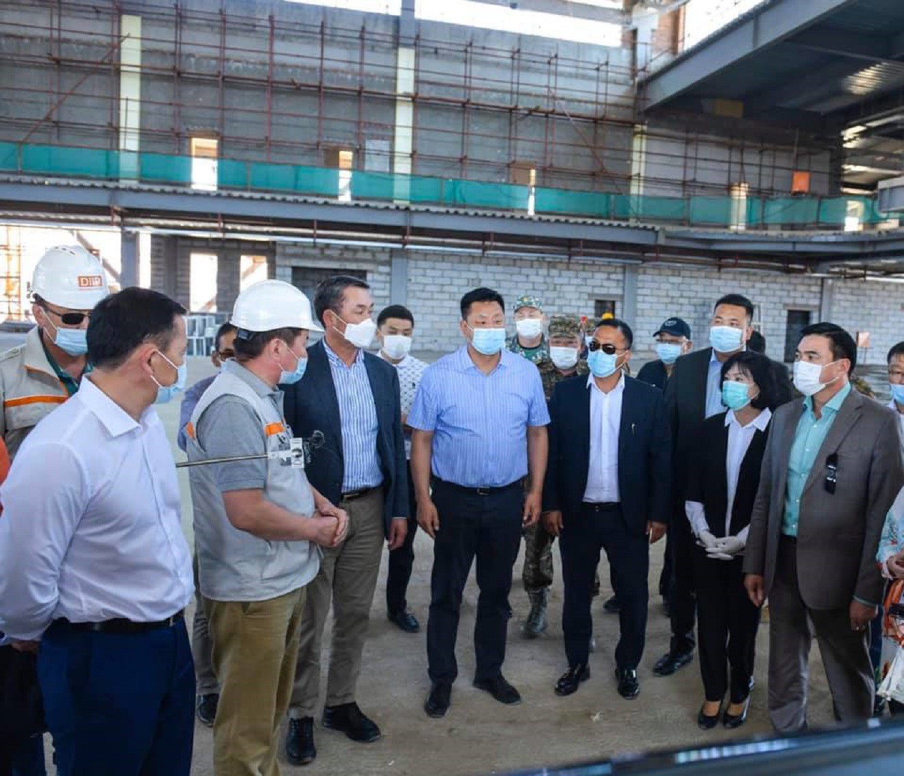 Замын Үүдийн боомтын өргөтгөлийг хугацаанд нь ашиглалтад оруулахыг даалгав