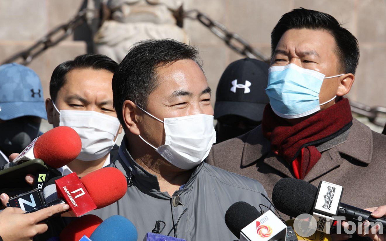 Б Пүрэвдорж Ковидын эсрэг 20 их наяд зарцуулсан ч өвчлөл нас баралтаараа тэргүүлж байна