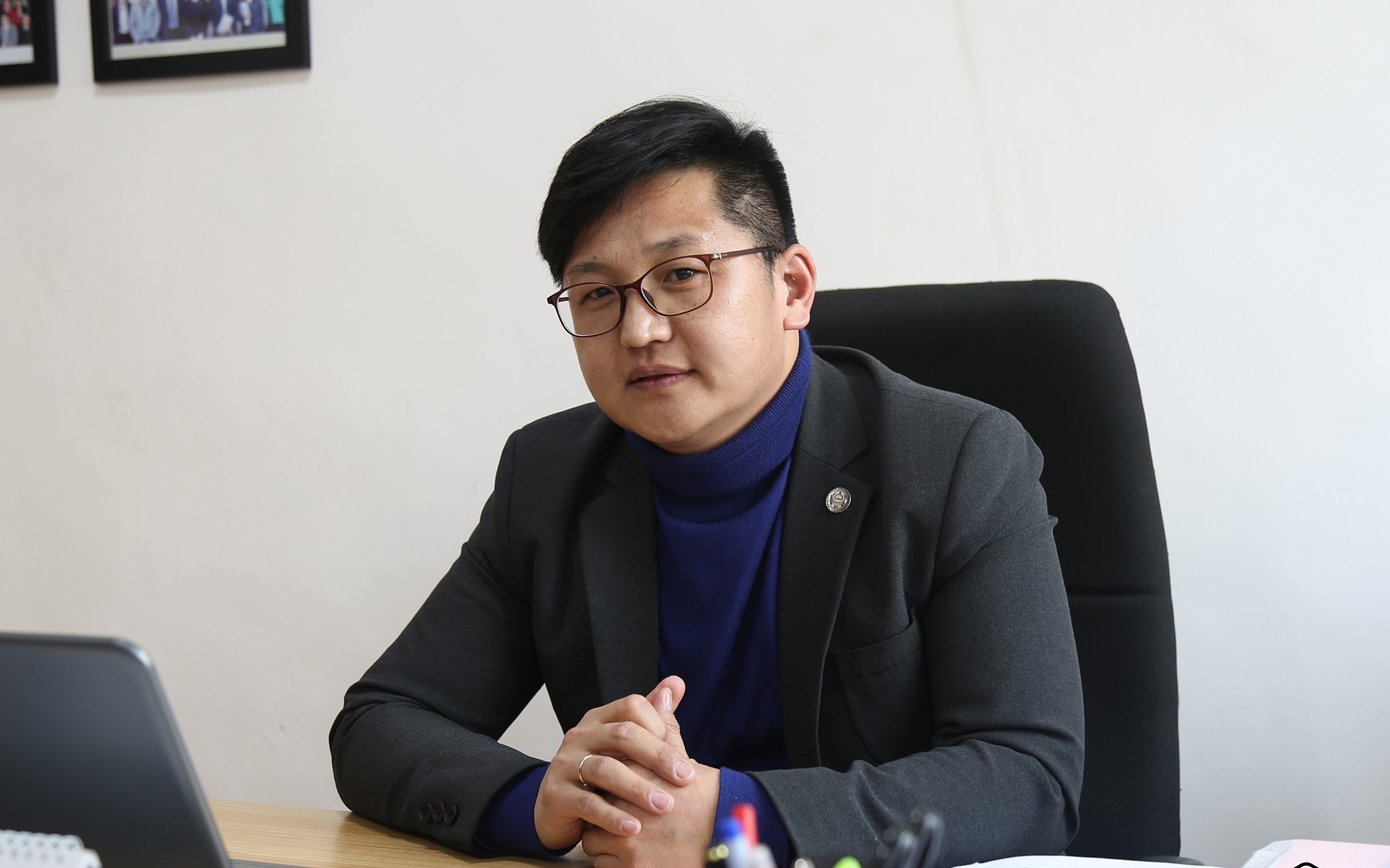 О Хатанболд Эрх баригчид гэнэт ҮХНӨ ярьж байгаа гурван шалтгаантай гэж хардаж байна