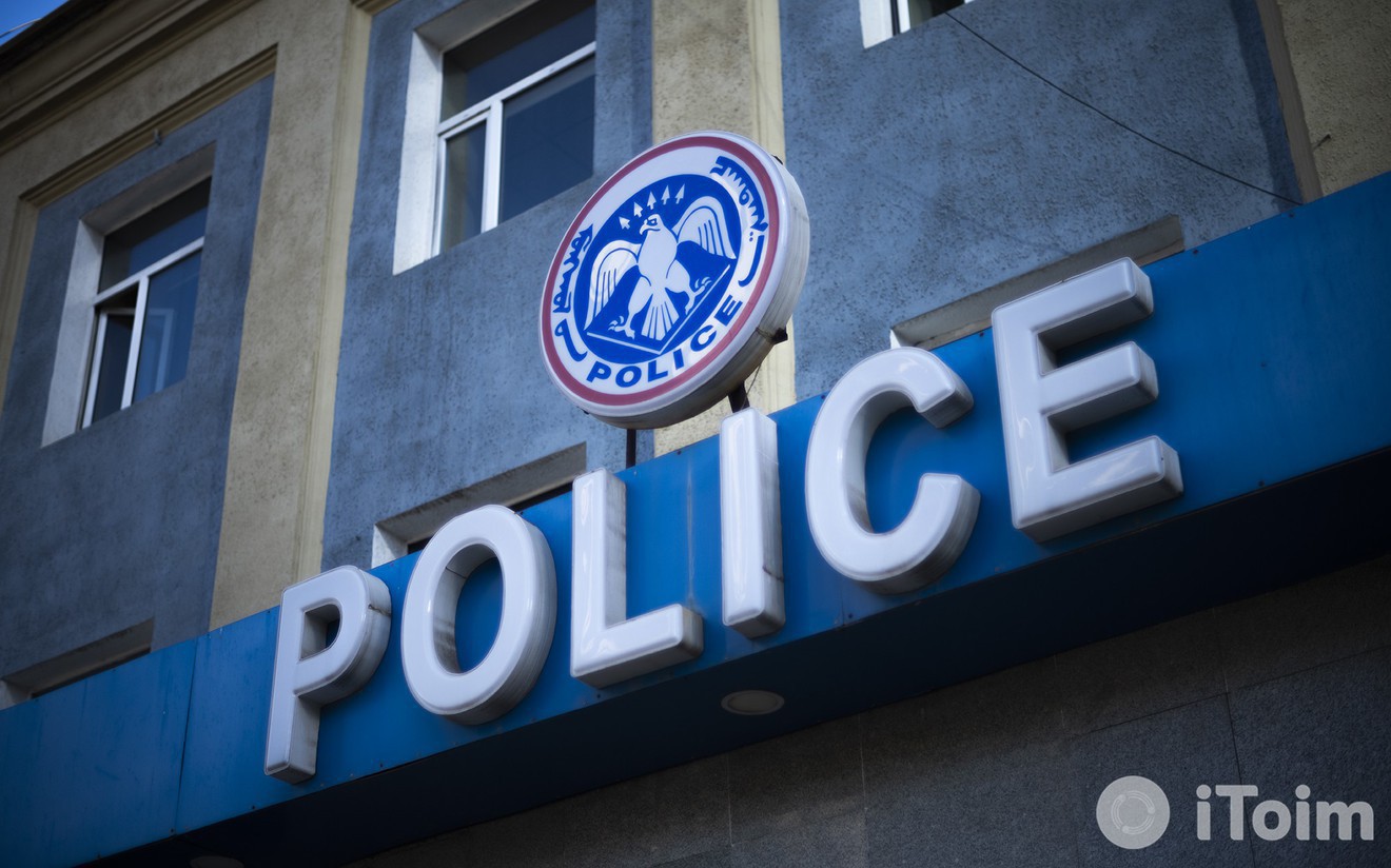 Б Ганчулуун С Батдөлийн үйлдсэн гэмт хэрэг багадаа 5 12 жилийн хорих ялтай