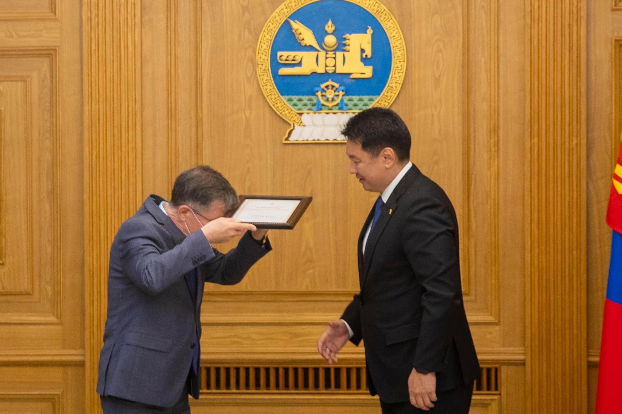 Монгол Улс ОХУ д нэг сая долларын мах махан бүтээгдэхүүний тусламж үзүүлэхээр боллоо