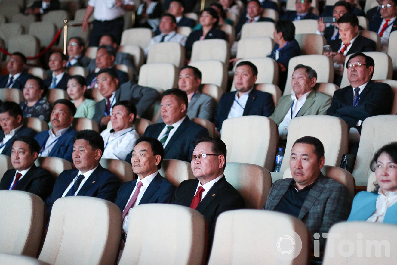 Д Амарбаясгалан Ерөнхий сайд нэр дэвшихгүй гэдгээ албан ёсоор илэрхийлээгүй